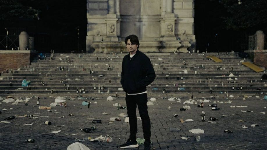 Angelo Duro in Io sono la fine del mondo: film in tv e streaming | Style