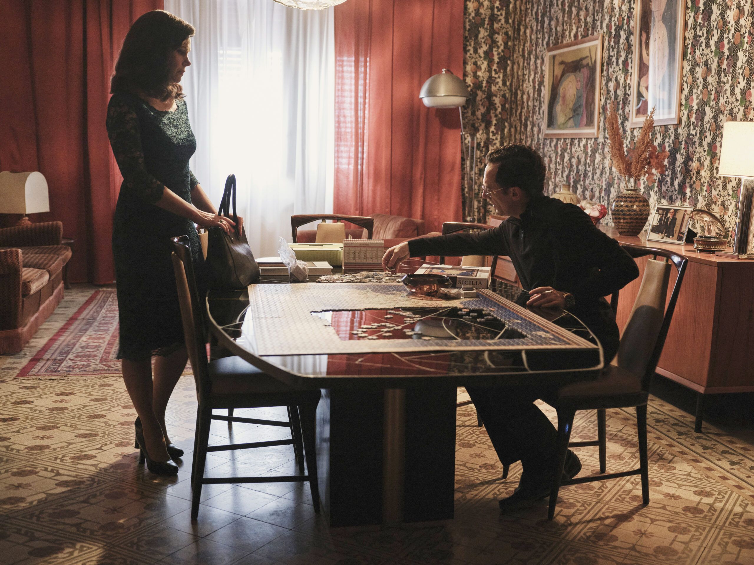 Iddu: trama, cast, storia vera, recensione film sulla mafia | Style