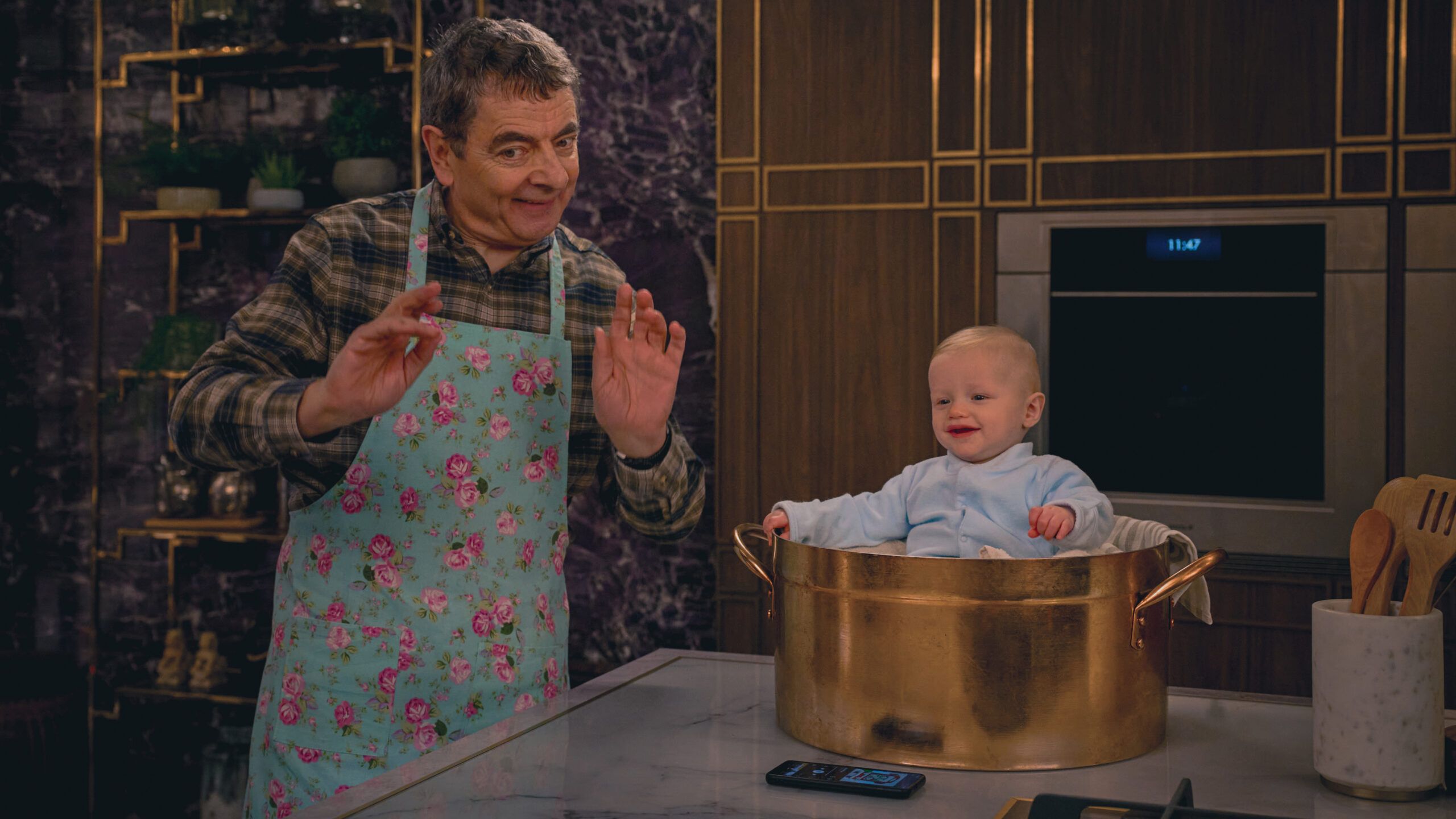 Man vs Baby, su Netflix: trama, cast, recensione serie con Mr Bean | Style