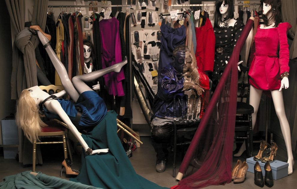 L’arte invisibile di Liu Bolin arriva a Roma | Style