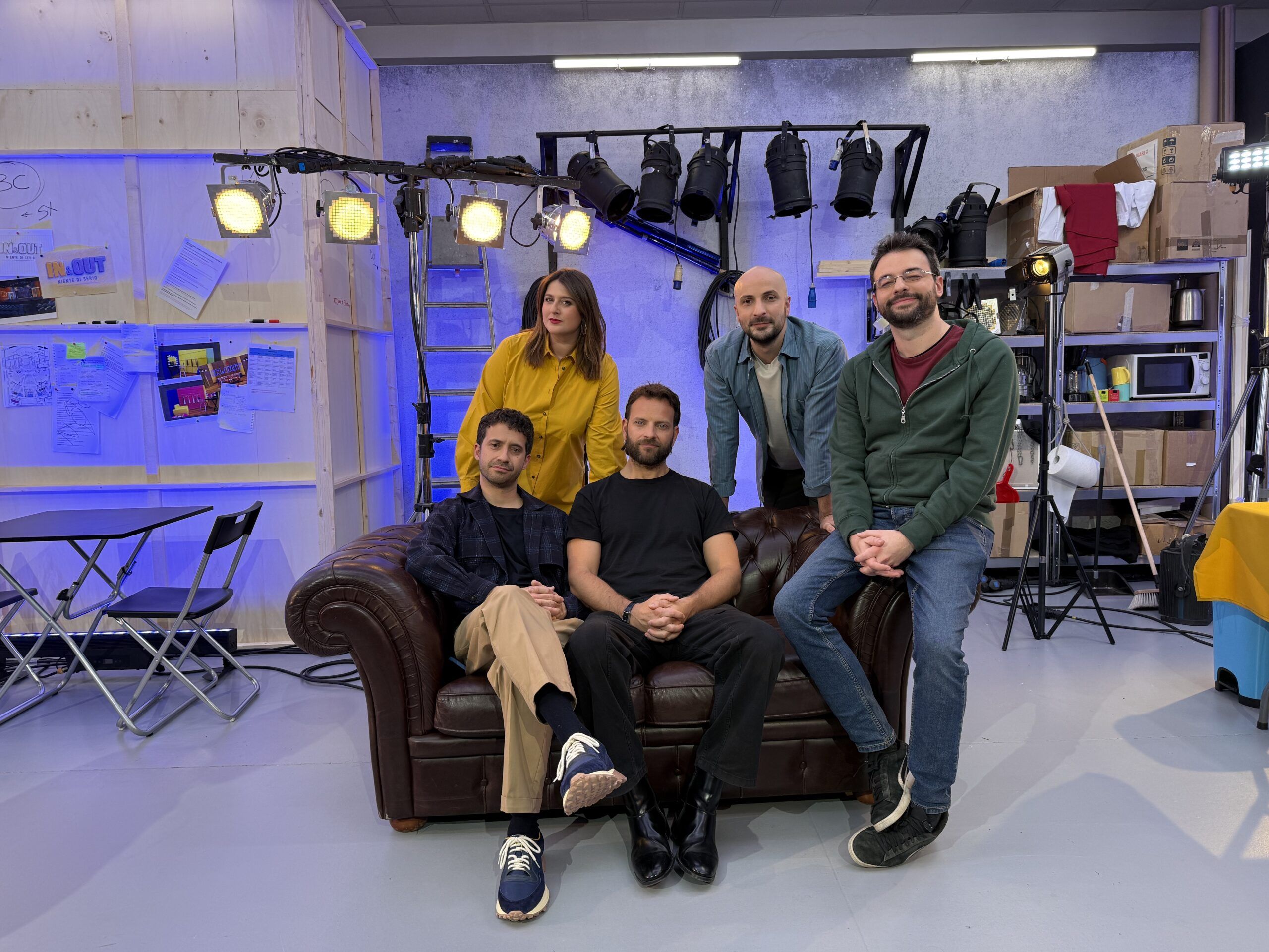 In & Out: il cast e dove vedere il nuovo show tv comico | Style