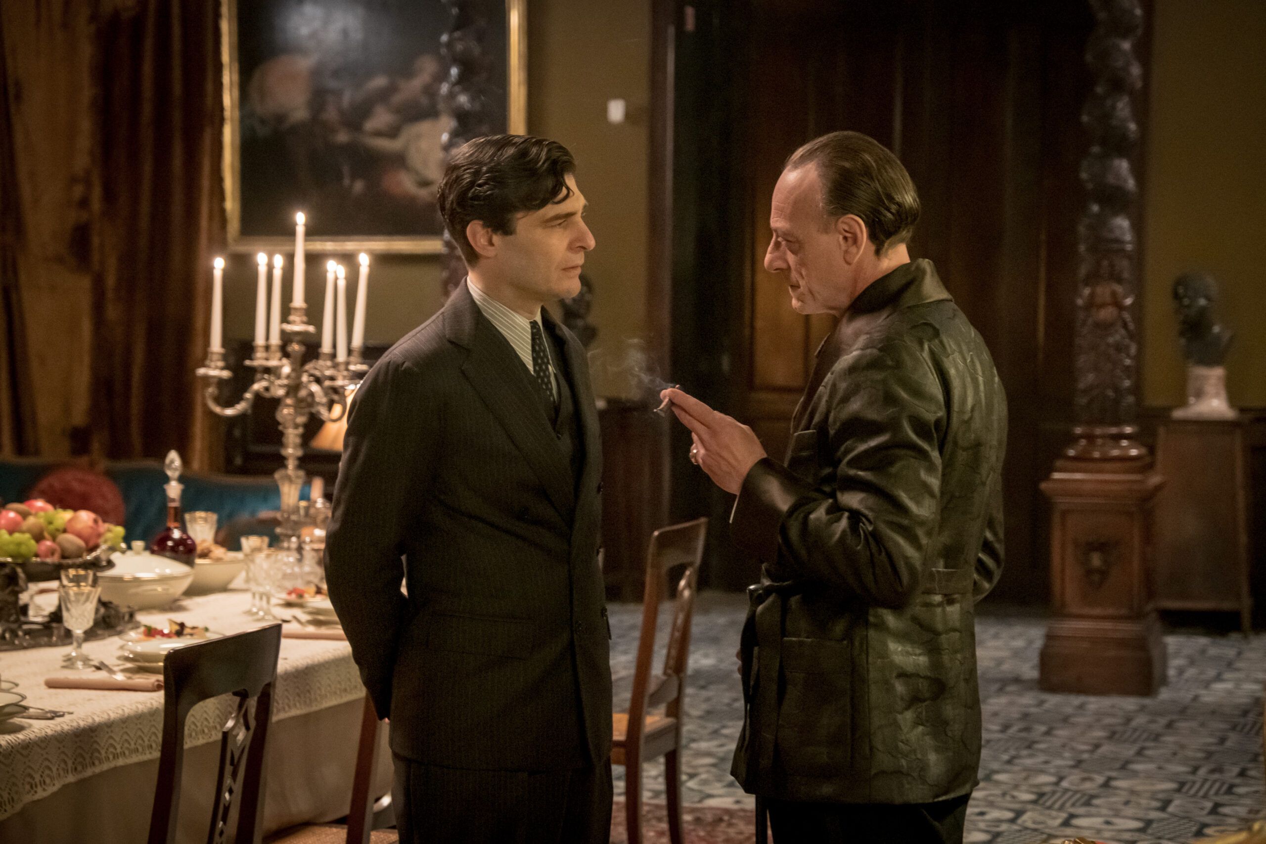 Il commissario Ricciardi, Rai 1: trama e cast puntata oggi 17/11 | Style