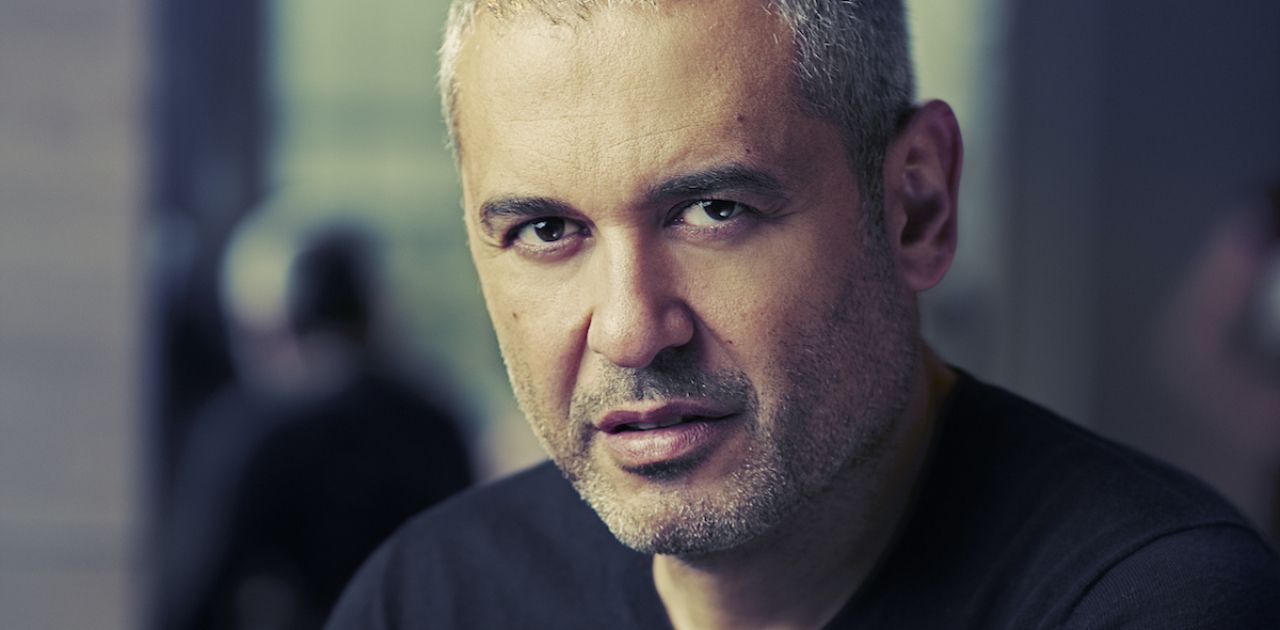 Elie Saab lancia il suo primo profumo uomo: l'intervista | Style