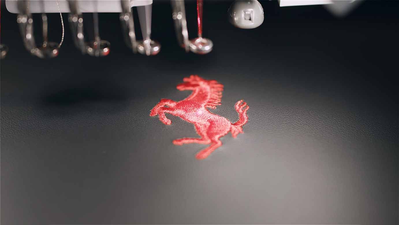 Veloce. La Leggenda della Motor Valley, Rai 2: trama cast | Style