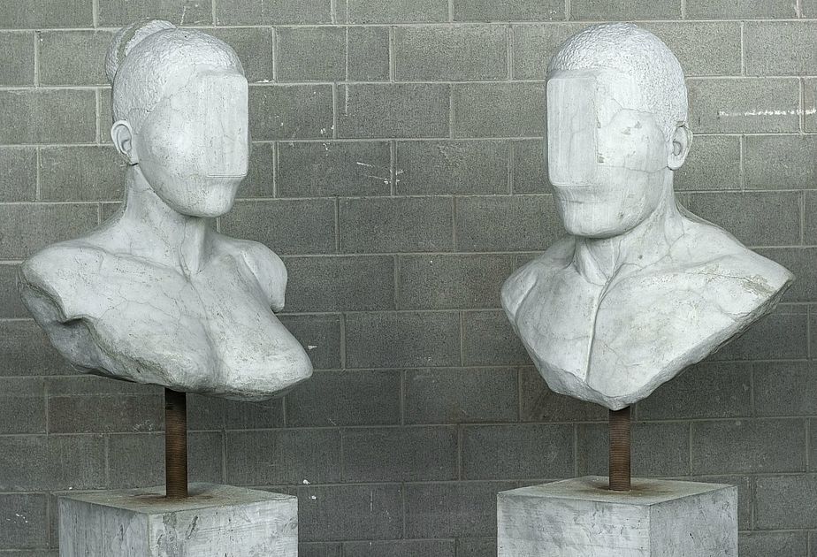 Federico Clapis: la dipendenza dai social si combatte con l'arte | Style