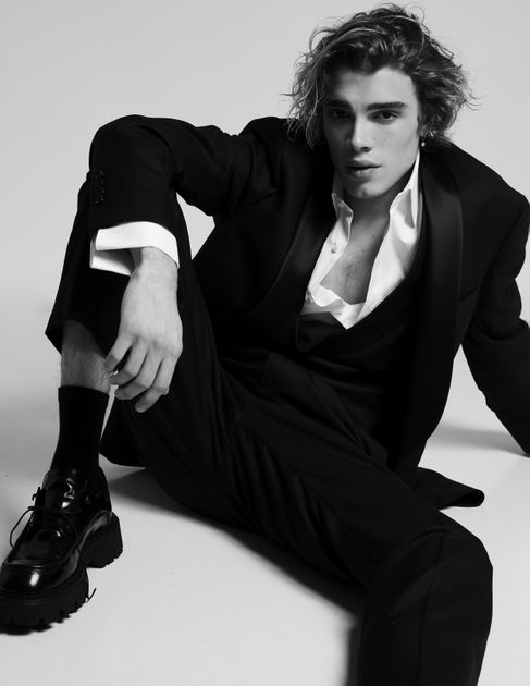 Biondo presenta "3:33": foto vita musica e cinema | Foto Style