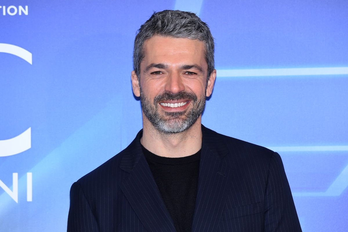 Shampoo capelli grigi uomo: il migliore per curarli, coprirli | Style