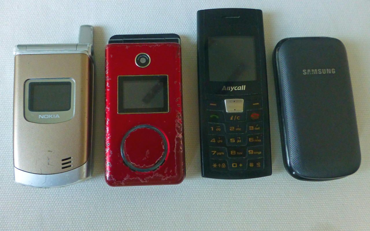 Dumbphone cos'è: significato e modelli del nuovo trend | Style