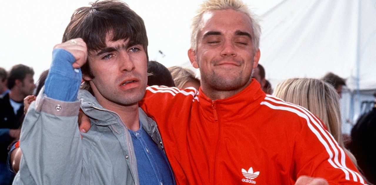 Robbie Williams compie 50 anni: il suo stile in 10 look | Style