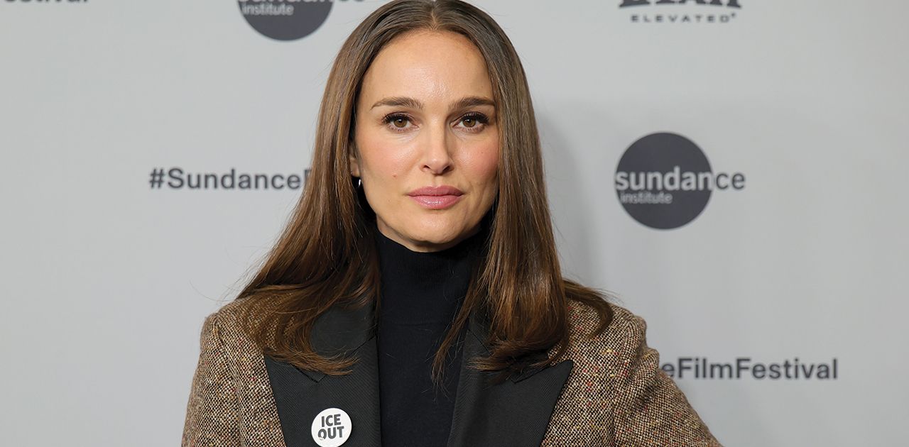 Natalie Portman contro Donald Trump: spilla ICE OUT | Video Style