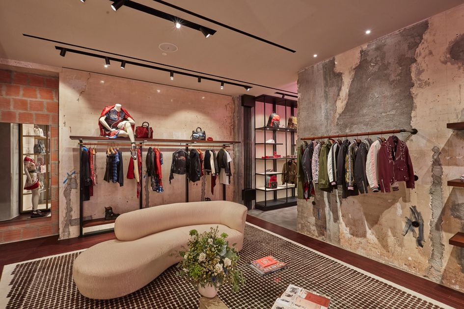 Coach inaugura il primo store a Milano | Style