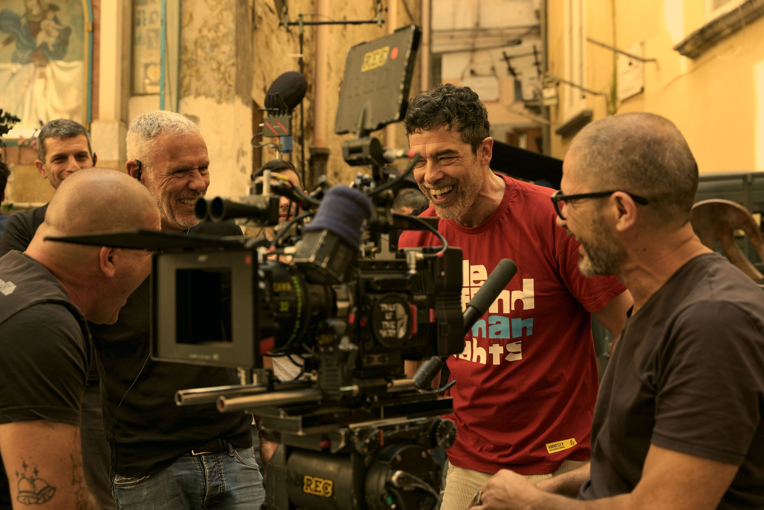 Questi fantasmi!, Rai 1: trama, cast film stasera in tv | Style