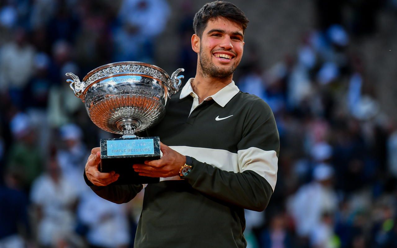 Roland Garros 2025: Carlos Alcaraz è ancora il vincitore | Style