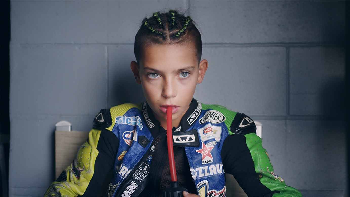 Veloce. La Leggenda della Motor Valley, Rai 2: trama cast | Style